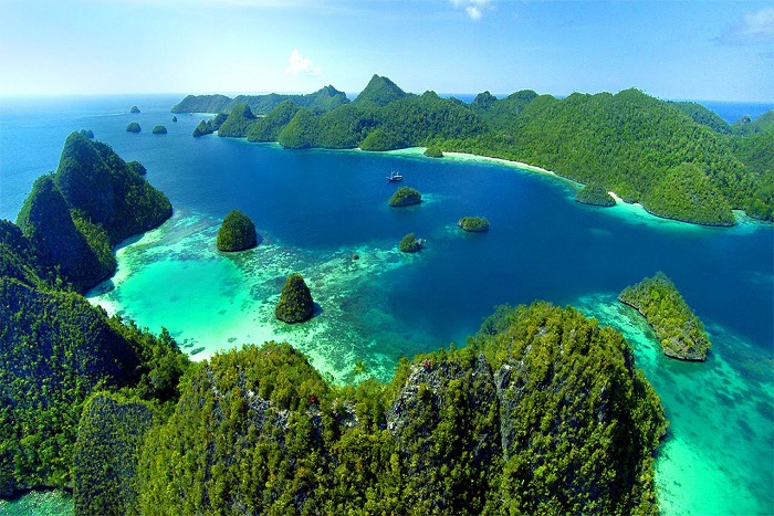 Raja Ampat Tempat Wisata Eksotis Nan Mempesona Di Indonesia Bagian ...